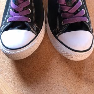 Converse | Shoes | Converse Little Girls Sized 3 High Top Sneakers ...